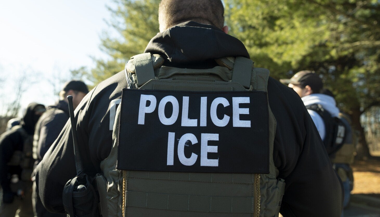 Immigration agents arrested a U.S. citizen and created warrants after ...