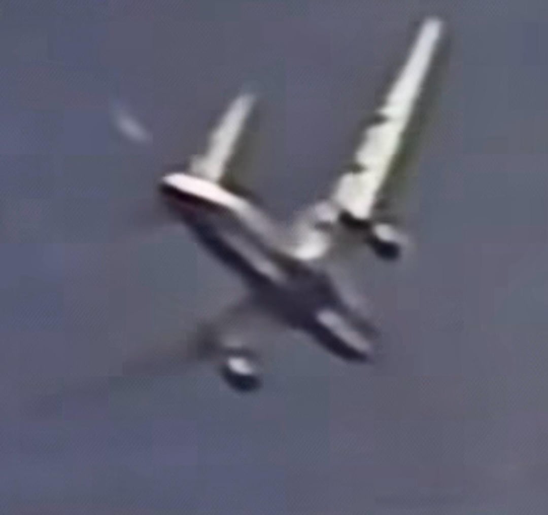 The underside of flight 175? - Peter Theil